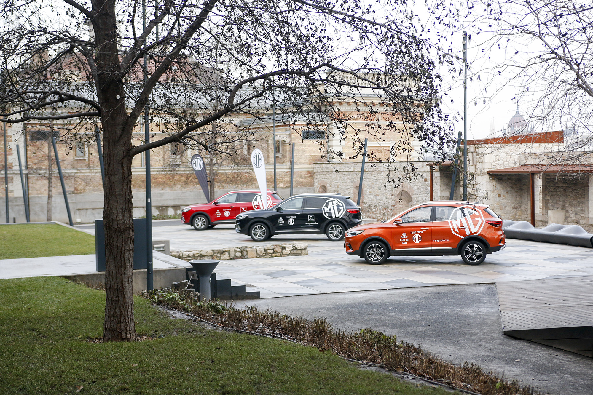 Új modell az MG kínálatában: Az MG családi autója, az MG HS ...